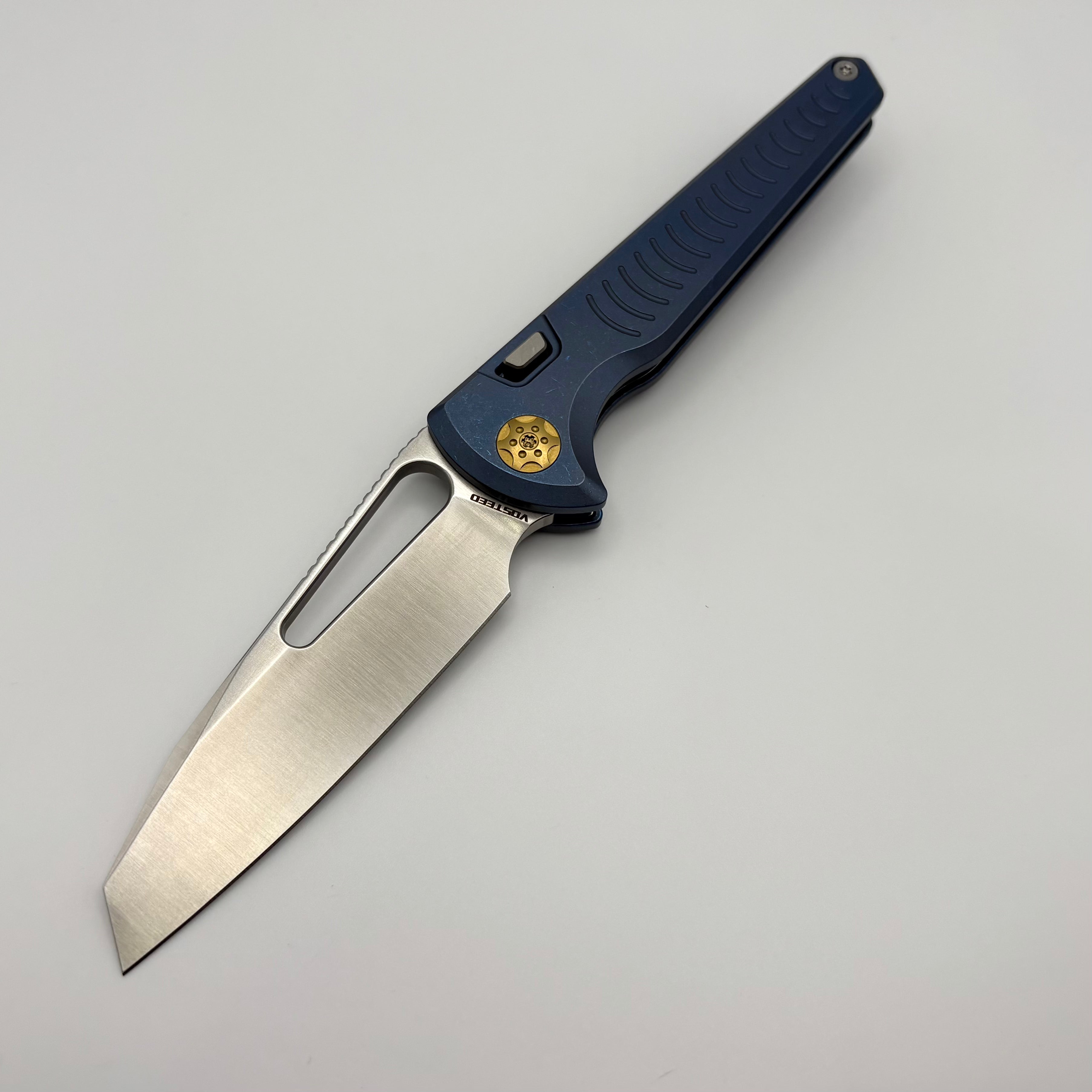 Pre-Owned Vosteed Gavko Knives Leopard w/ Blue Titanium Handle & M390