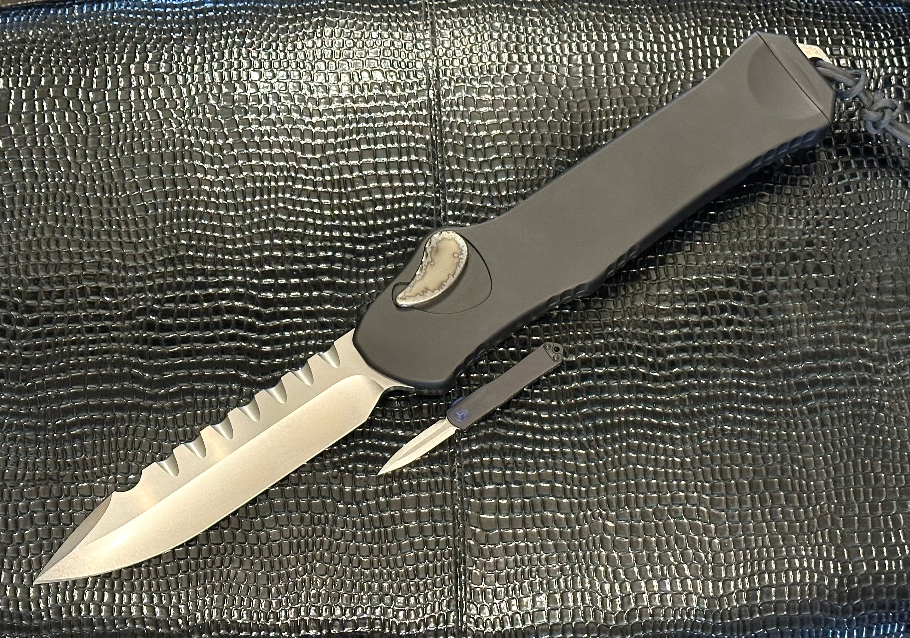 Heretic Giant Hydra 3X Hand Ground Custom Black Aluminum Handle & Ston