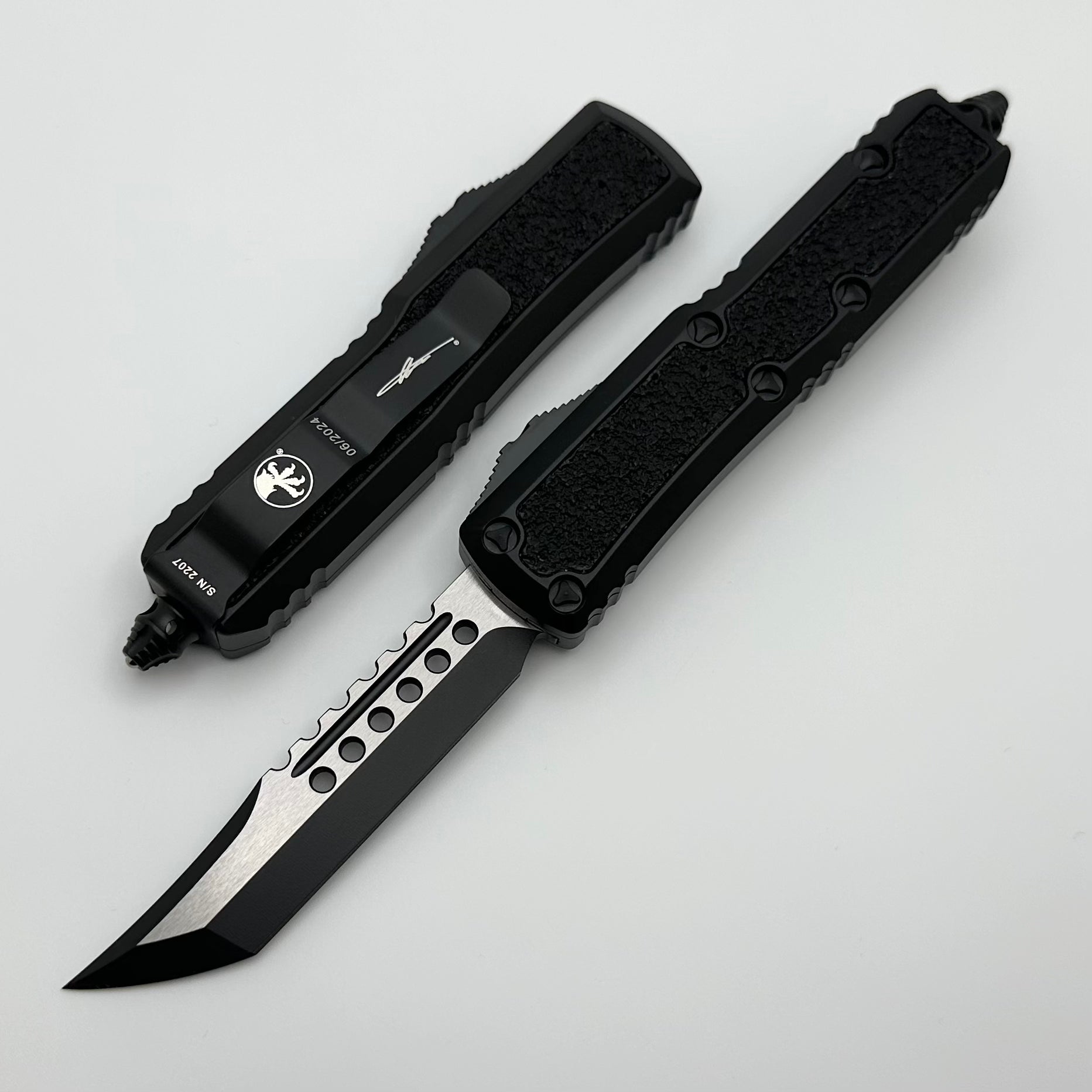 Microtech Daytona Hellhound Tactical Standard Signature Series 126H-1T