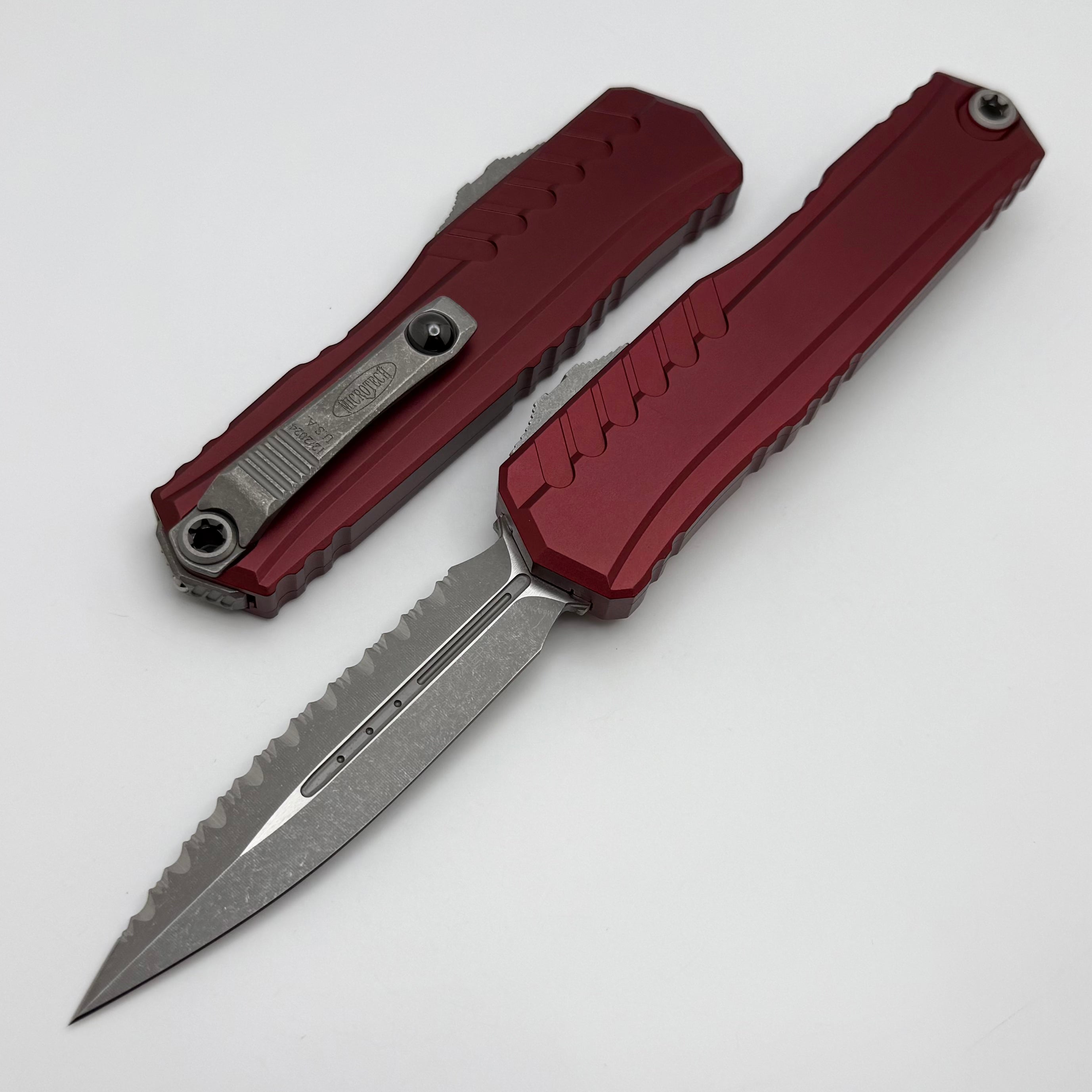 Microtech Cypher II D/E Full Serrated Apocalyptic w/ Merlot Handle 124