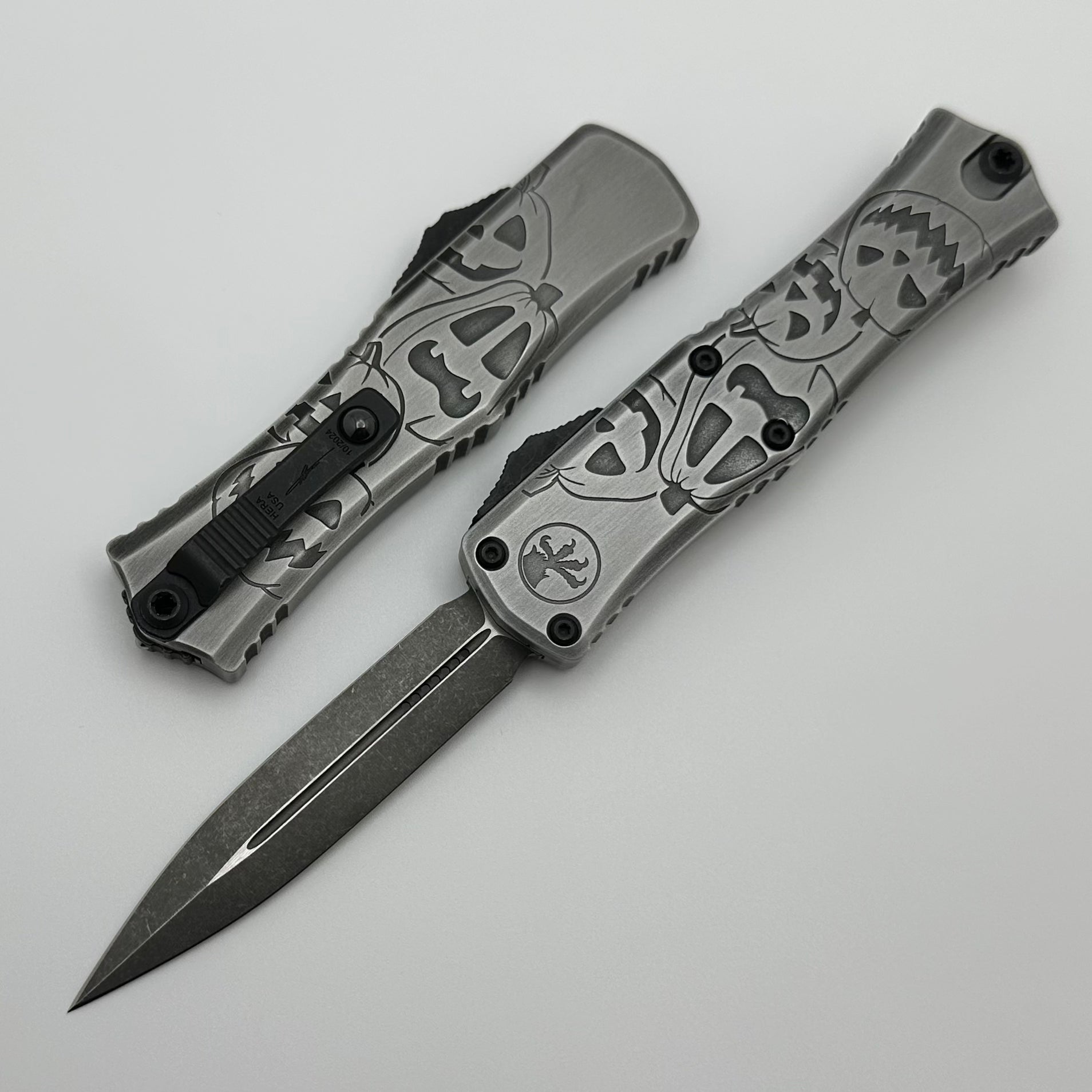 Microtech Knives Mini Hera Brushed Metal Jack-o'-Lantern Halloween D/E