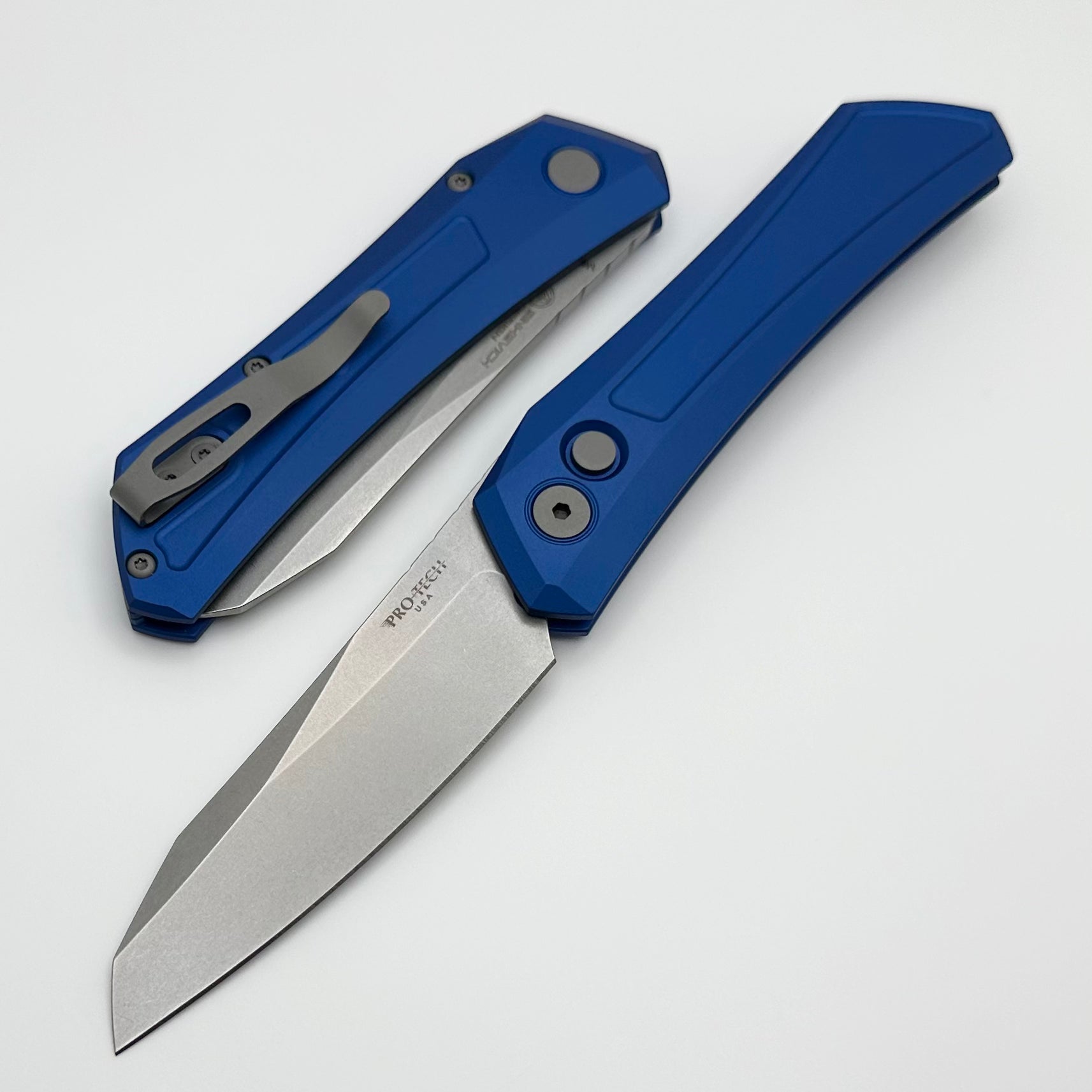 Pro-Tech Oligarch Blue Aluminum Handle w/ Stonewash MagnaCut DS101-BLU