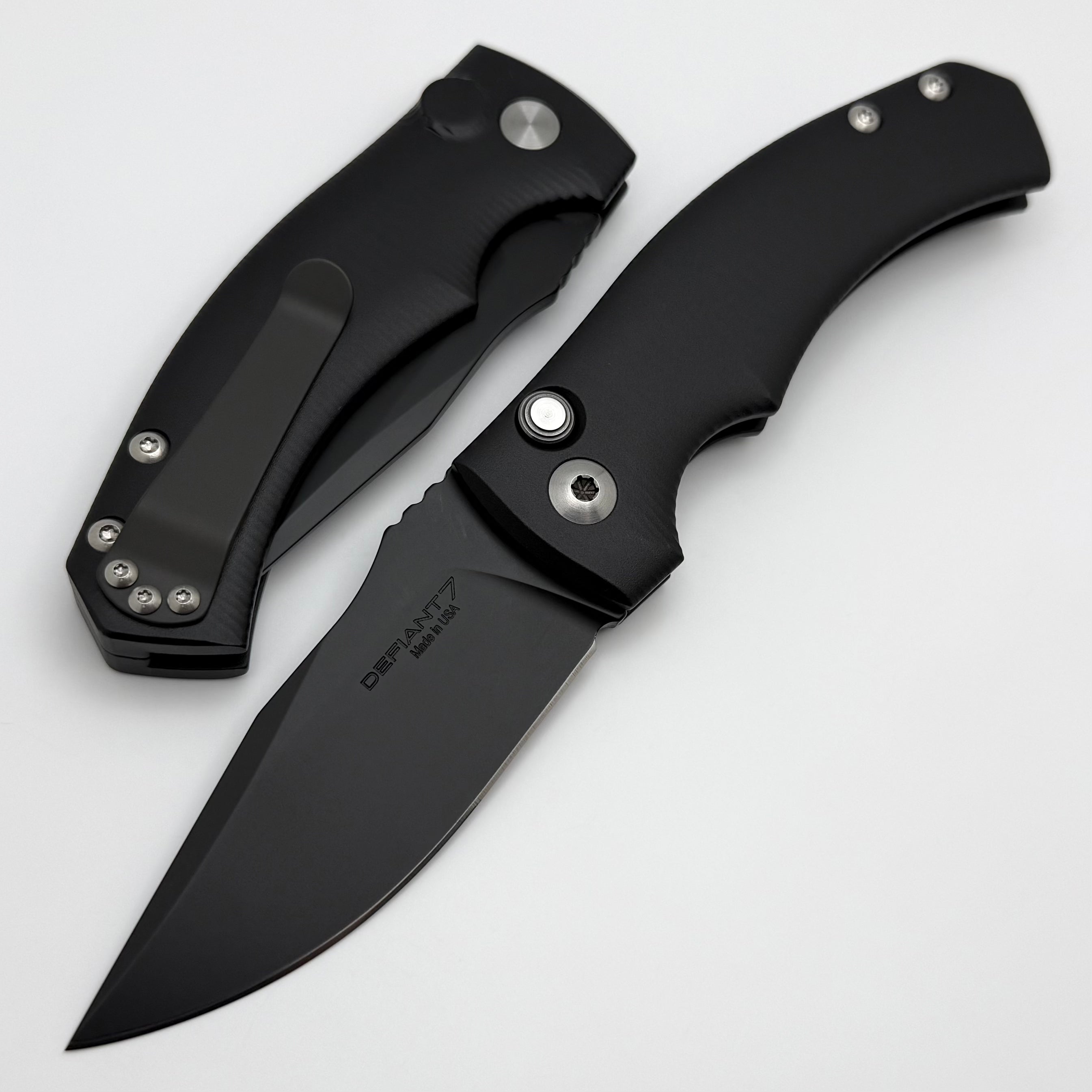 Defiant 7 Valmara Auto w/ Black Aluminum Handles & DLC CPM-154