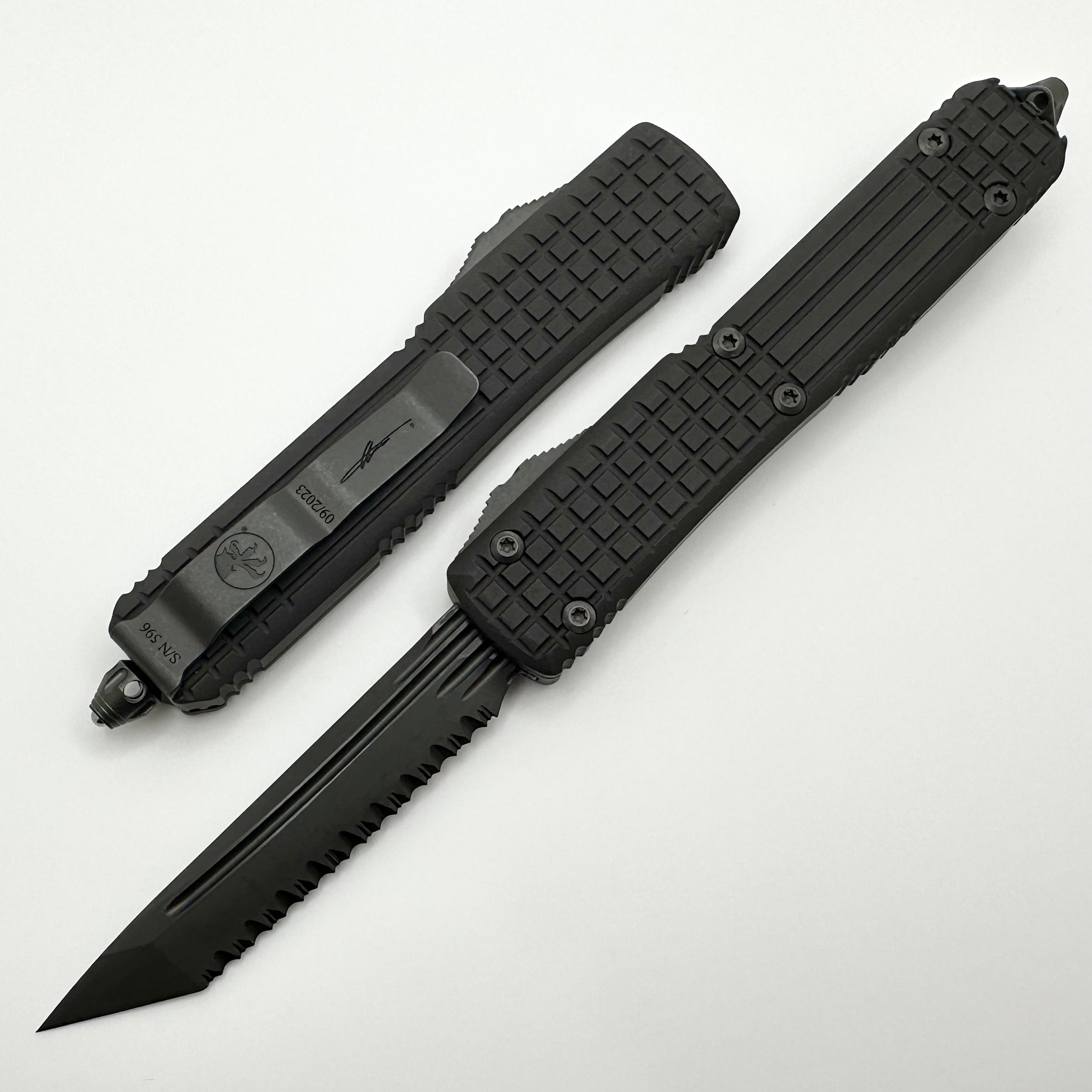 Microtech Ultratech Delta Frag Shadow Fluted Tanto Full Serrated DLC w