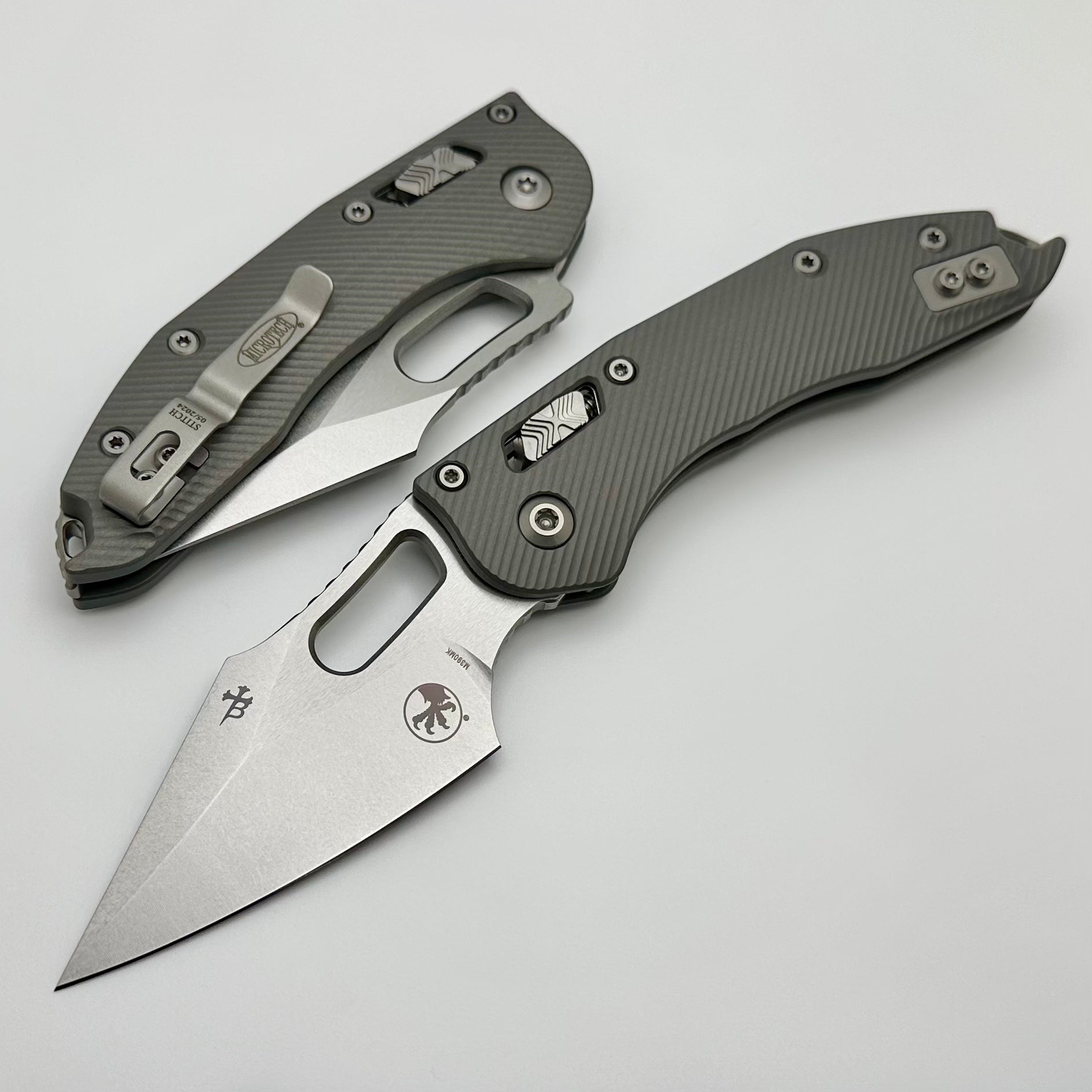 Microtech Knives Manual Stitch RAM LOK Fluted Natural Clear M390MK 169