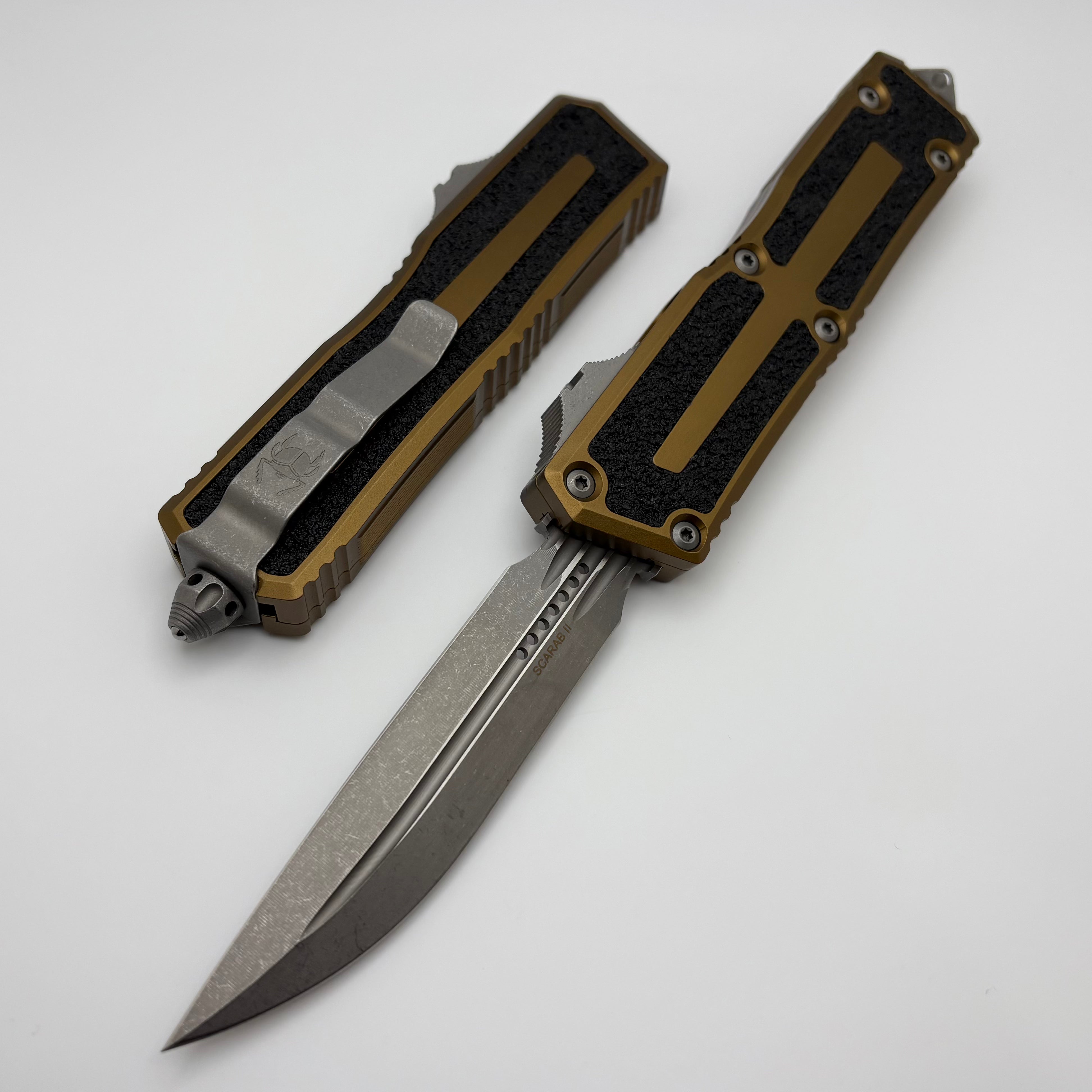 Microtech Scarab 2 Gen 3 Tan Handles w/ D/E-S Apocalyptic M390MK 1180-