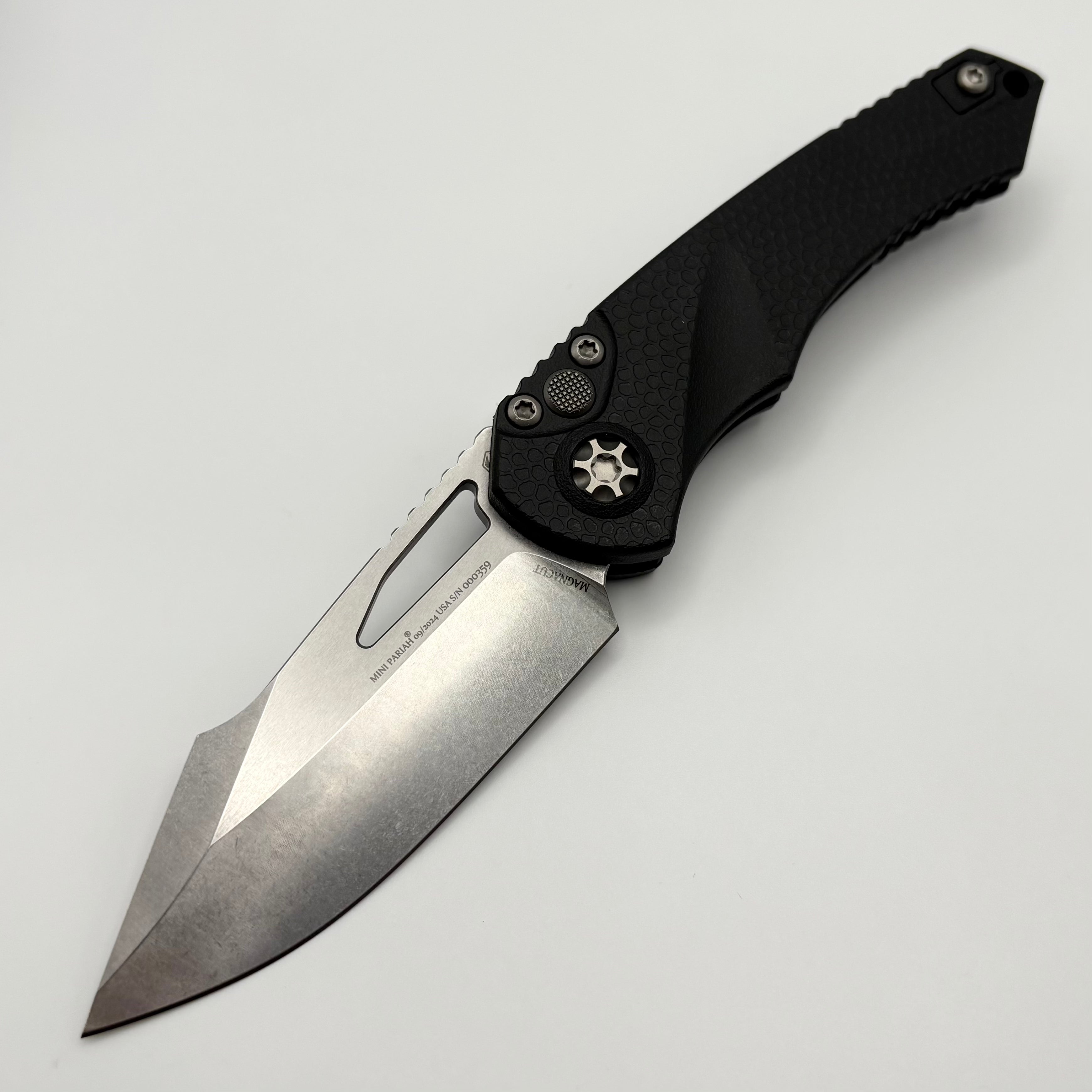 Pre-Owned Item Heretic Knives Mini Pariah M/A Button Lock Black Polyme