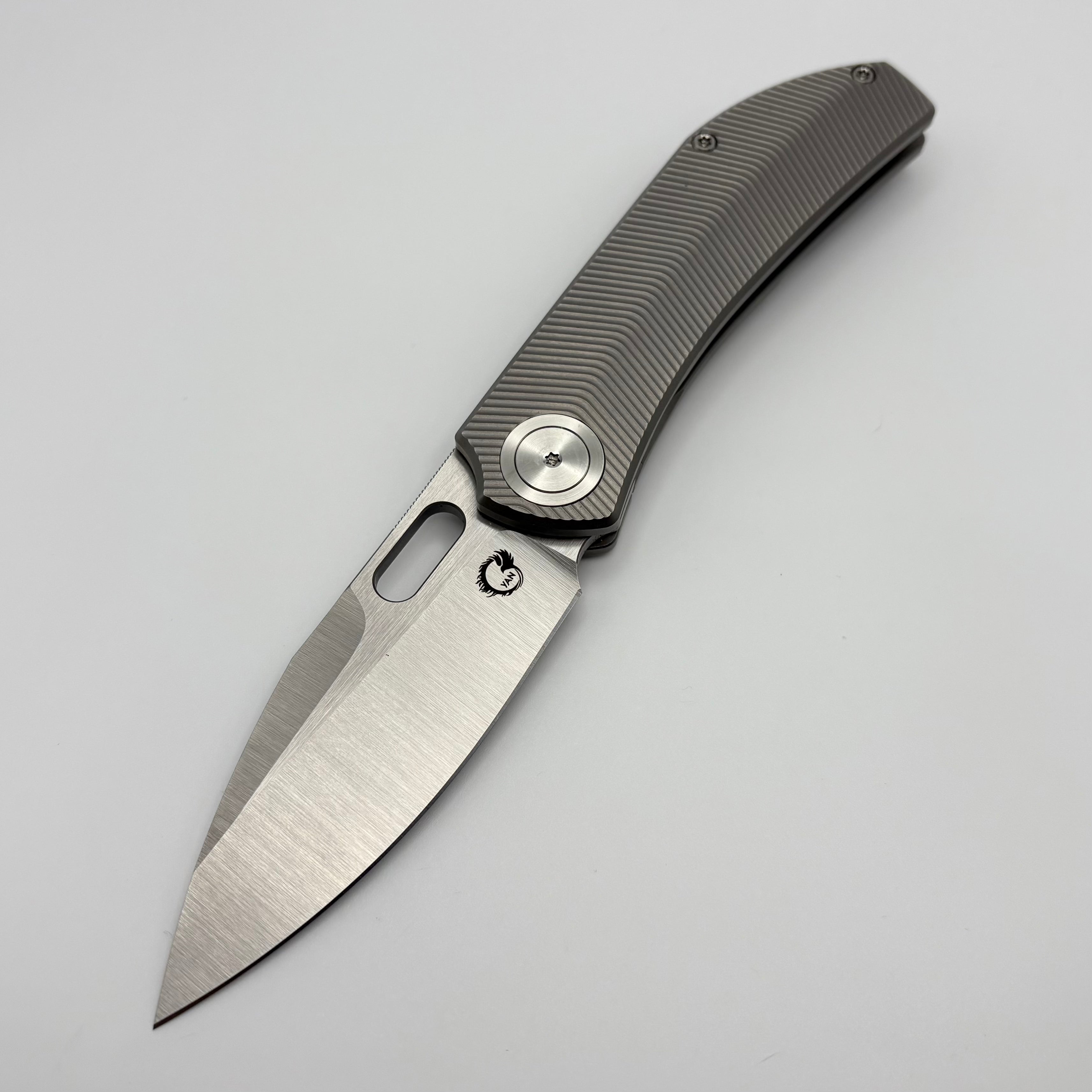 Pre-Owned Yan Knives Chevron - Titanium Handles & MagnaCut