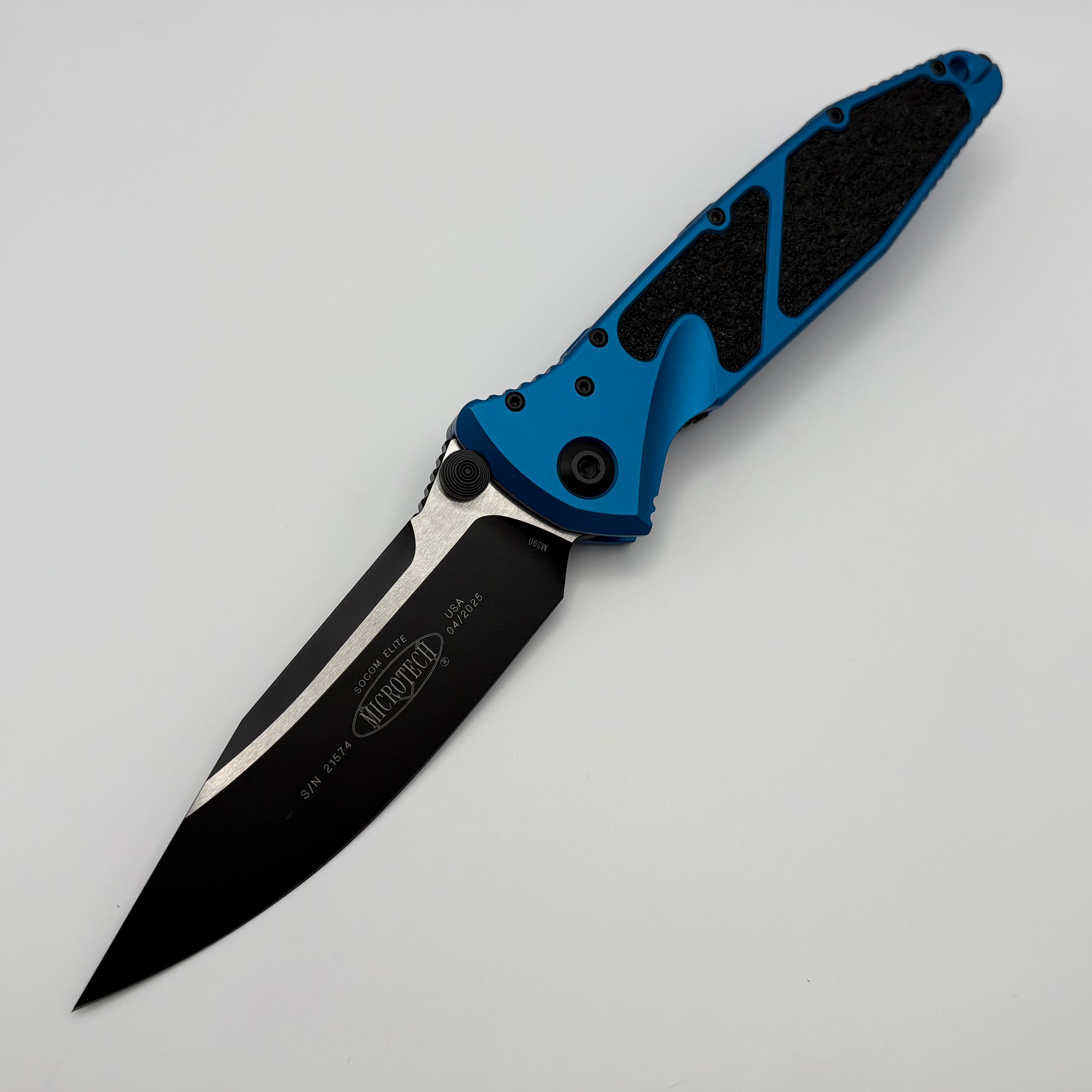 Grenade Blem Microtech Socom Elite Manual Black Single Edge w/ Blue Ha