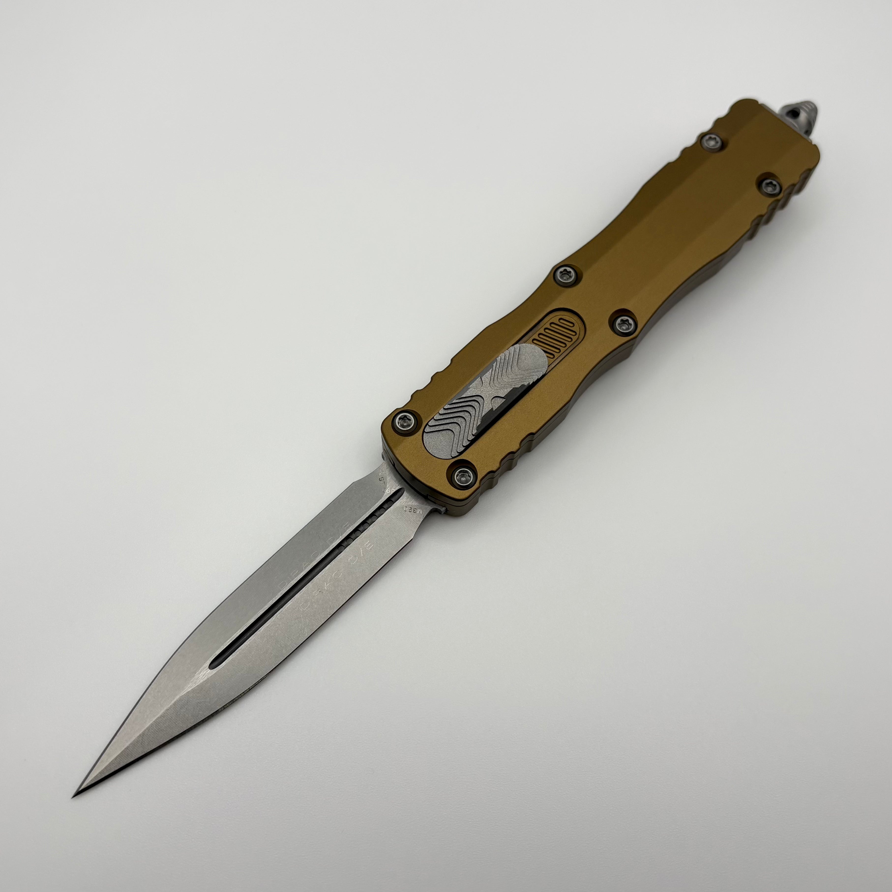 Factory Blem Microtech Dirac D/E Stonewash Standard & Tan Handle 225-1