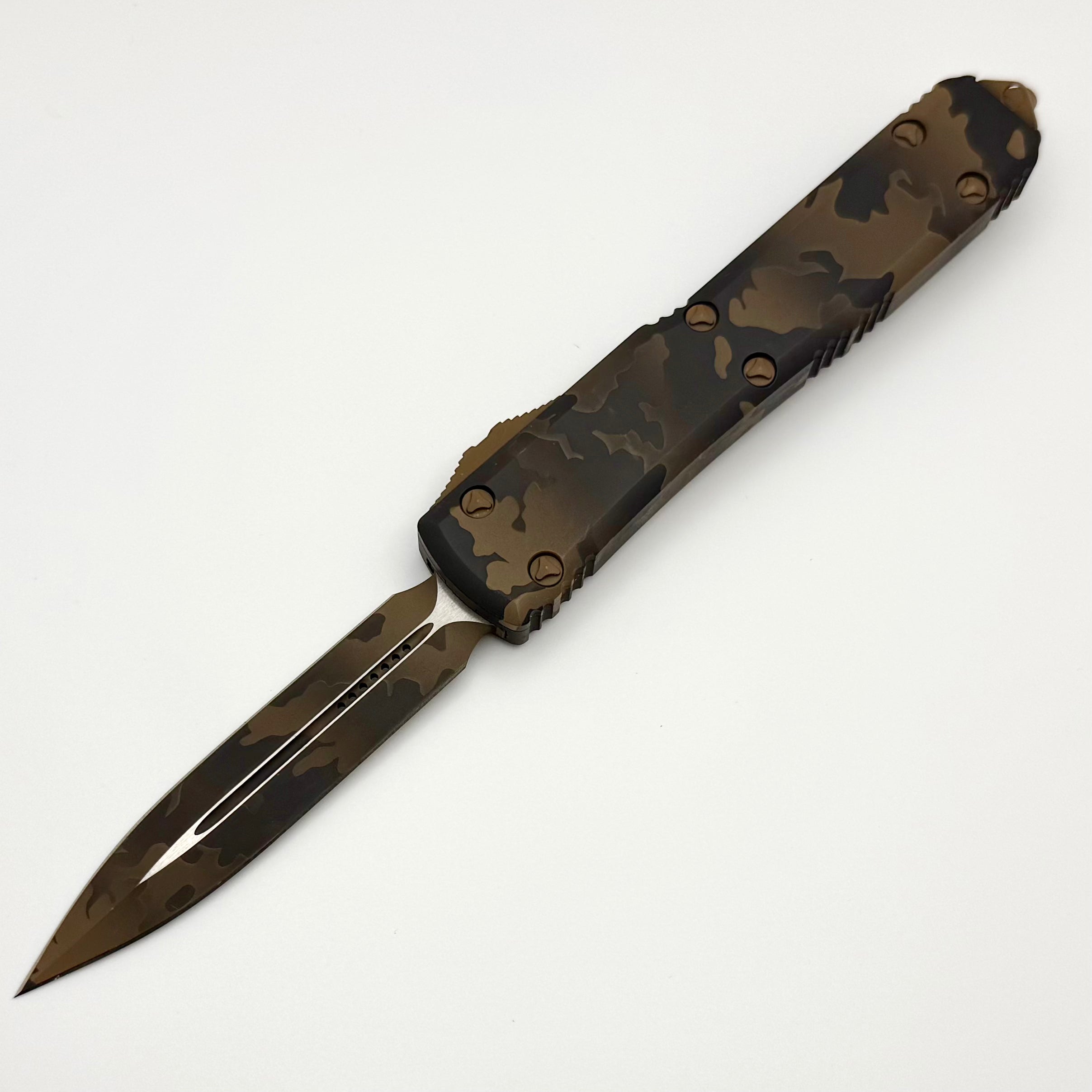 Microtech Ultratech Double Edge Coyote Camo Signature Series S/N 042 1
