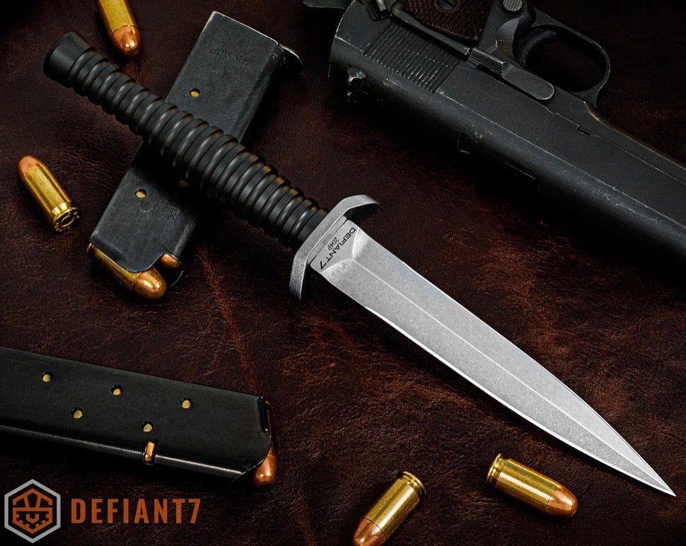 Defiant 7 Rook 6 Fixed Blade w/ Solid Titanium Handle & 204P Dagger