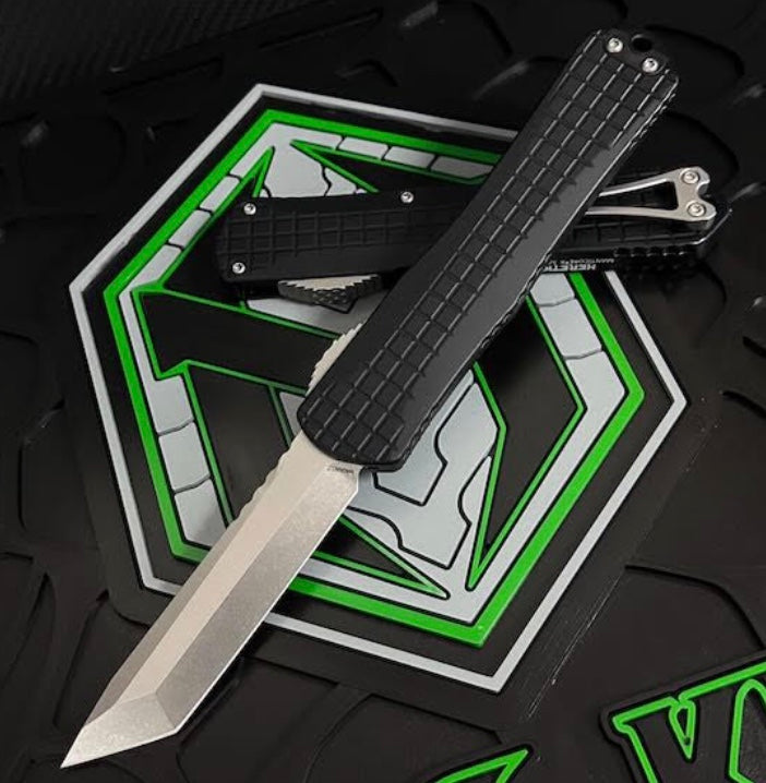 Heretic Knives Manticore X Black Frag Handle & Stonewash Tanto MagnaCu