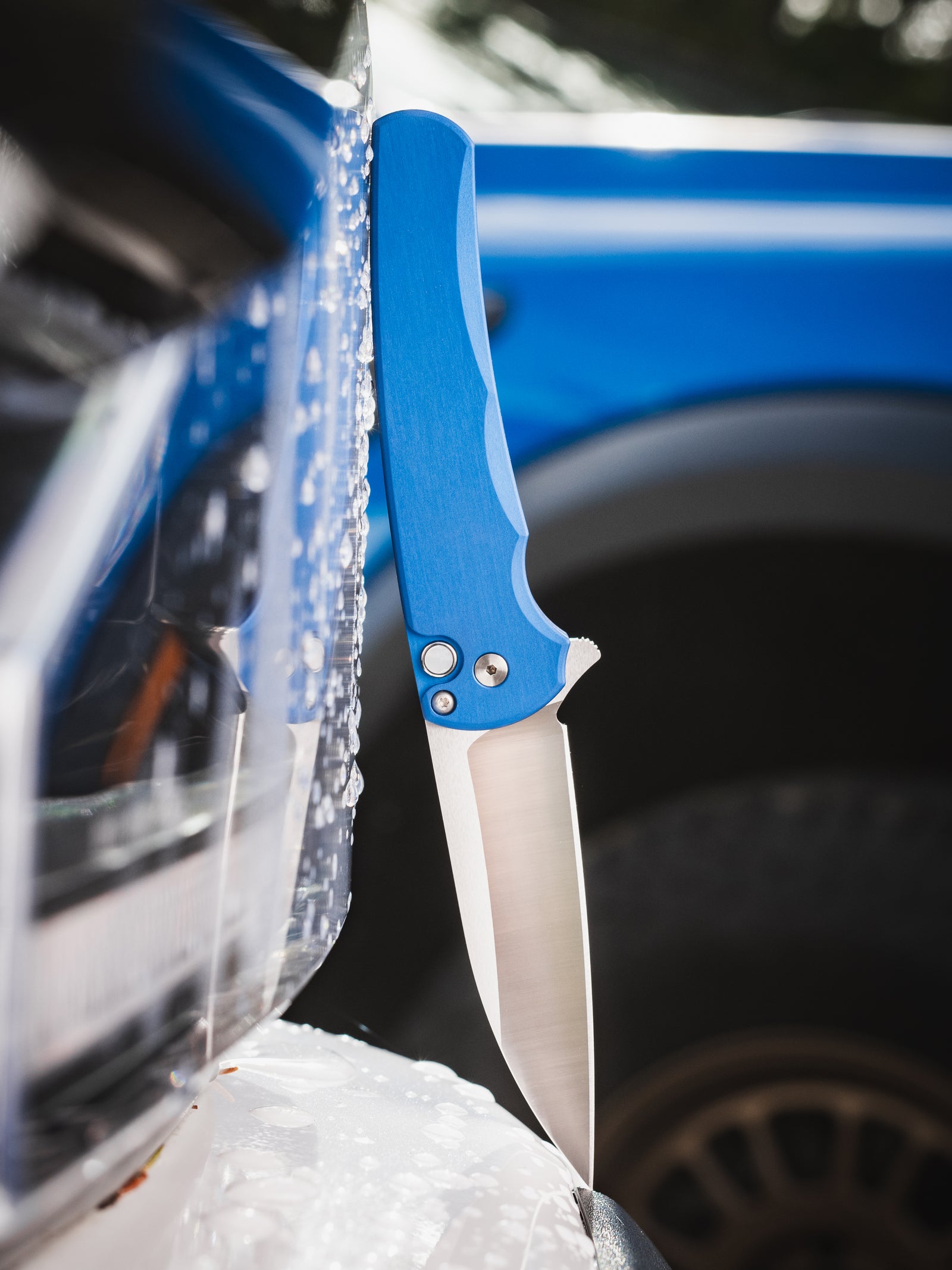 Pro-Tech Malibu Blue Handle w/ White Pearl Inlaid Button & Satin Wharn