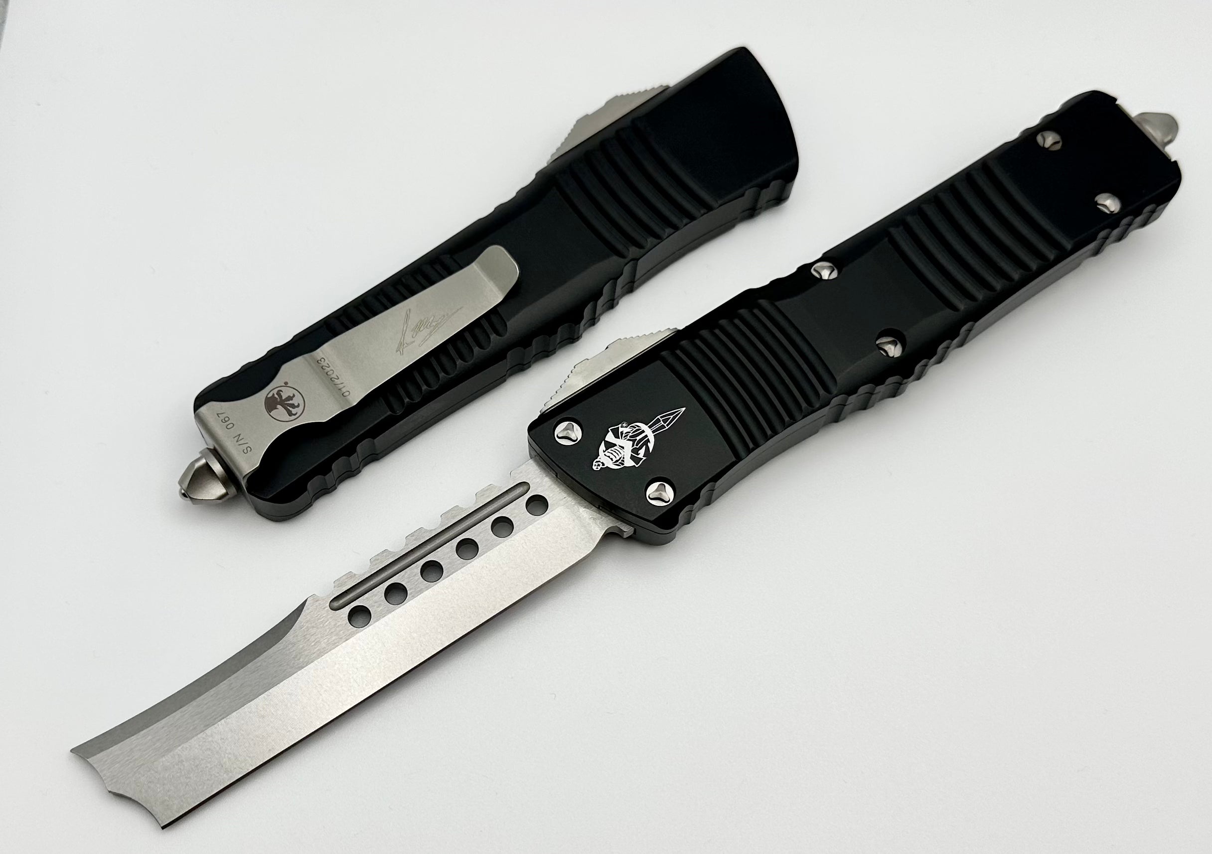 Microtech Combat Troodon Hellhound Straight Razor Stonewash Standard